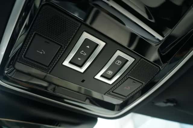 Range Rover Velar 2018 · 96.258 km · € 44.766 · ook zakelijk leasen ...